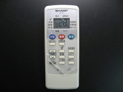 【商品名】シャープ エアコンリモコン A814JB（中古品）中古品の特性上、外箱,取り扱い説明書等は基本的には付属いたしません（付属しているものもございます）。商品として問題があるものではございません、動作いたします。また、商品名に【付属、...