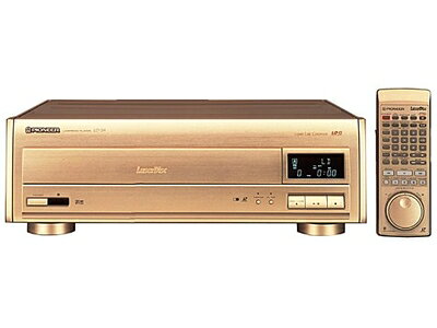 【商品名】パイオニア LDプレーヤー ゴールド LD-S9（中古品）中古品の特性上、外箱,取り扱い説明書等は基本的には付属いたしません（付属しているものもございます）。商品として問題があるものではございません、動作いたします。また、商品名に...