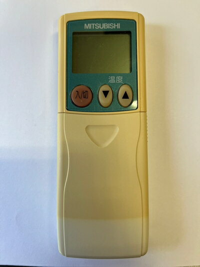 【商品名】三菱 エアコンリモコン KG03（中古品）中古品の特性上、外箱,取り扱い説明書等は基本的には付属いたしません。商品として問題があるものではございません、動作確認済みとなります。商品名に【付属、特典、○○付き、ダウンロードコード】等...