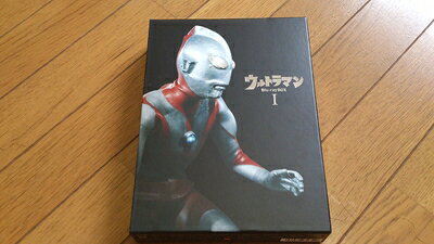 【商品名】ウルトラマン Blu-ray BOX I（中古品）中古品の特性上【破れ、パッケージの欠け,割れ、レンタル落ち、メモ書き】等がある場合がございます。また、商品名に【付属、特典、○○付き、ダウンロードコード】等の記載があっても中古品の...