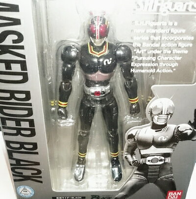 【商品名】S.H.フィギュアーツ 仮面ライダーBLACK（中古品）中古品の特性上、基本的には外箱,取り扱い説明書等は付属いたしません。商品名に【付属、特典、○○付き、ダウンロードコード】等の記載があっても中古品の場合は基本的にこれらは付属致...