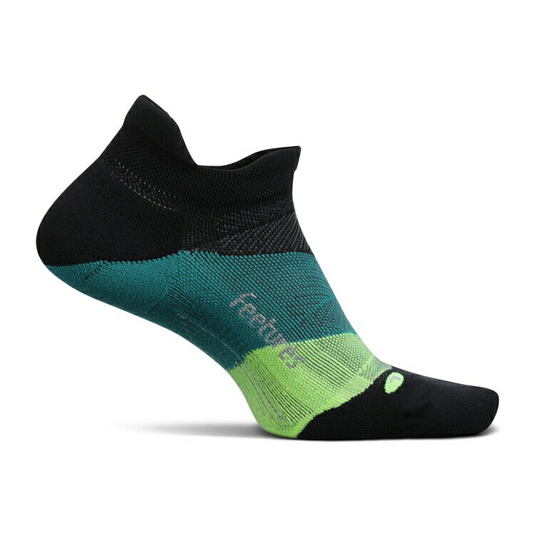 最も高度なテクニックを駆使したデザインソックス。 非常に良質な履き心地と足裏のサポート力を高める特許取得のピンポイント圧着に加え、Light Cushioning（軽量クッション）が足裏から受ける衝撃を確実にサポート・ランナーに最も必要とさ...