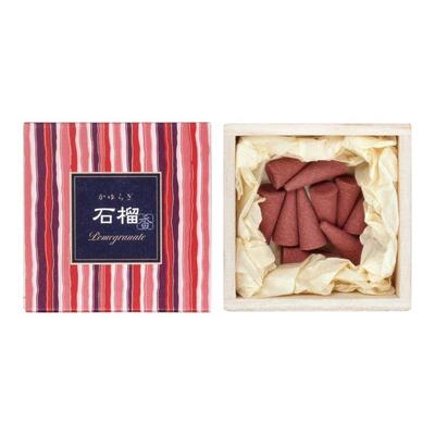 商品説明・仕様 コーン型(円錐形)のお香は、スティック型(棒状)に比べ、短時間でお部屋に香りが広がります。 使用方法：お香の先端に火をつけ煙をくゆらせてください。 燃焼時間：約9分 内容量：12個 原材料：タブ粉、香料 製造国：日本 発売元...