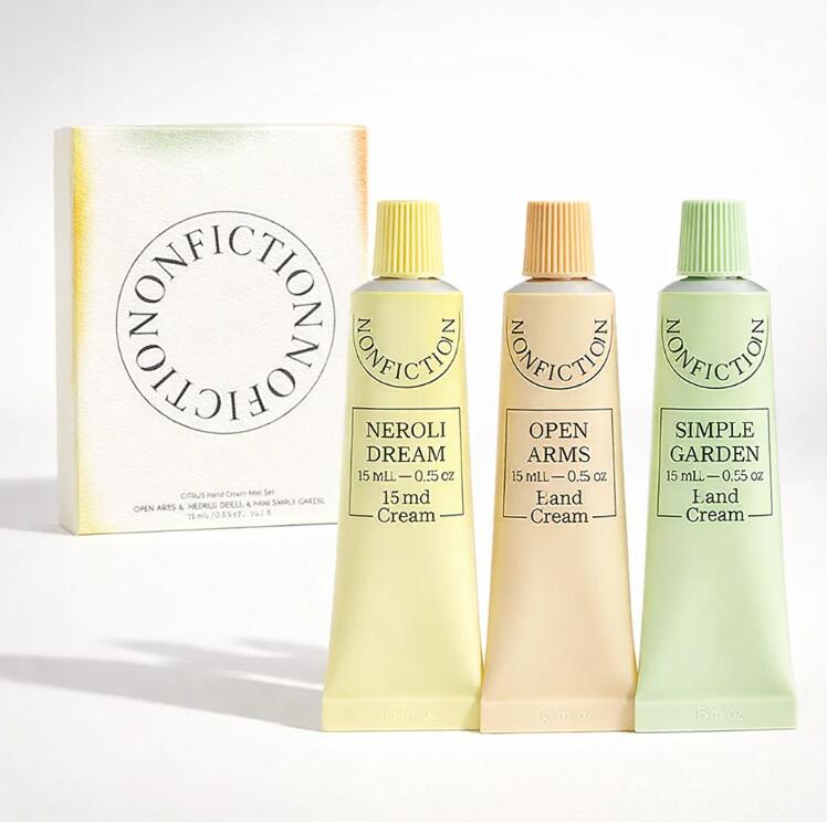 商品名 ノンフィクション シトラス ハンドクリーム ミニトリオ 商品規格等 15ml*3 商品詳細 爽やかな香り 指先に長く残る、爽やかな柑橘系の香り3種類 爽やかなテクスチャー べたつかず、なめらかに浸透するテクスチャー 爽やかな色彩 ノ...