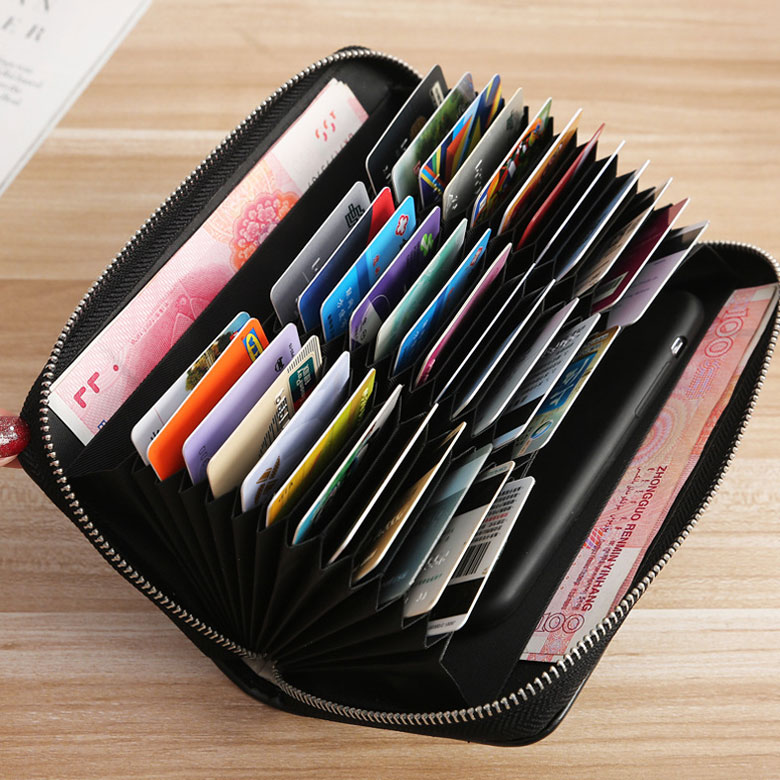 たっぷり収納♪通勤・通学時の定期、電子マネー、クレジットカード、病院の診察券、キャッシュカード…等々生活のシーンで大活躍！ カードケース レディース 大容量 36枚カード収納可能 おしゃれ かわいい コンパクト 合皮 レザー ポイントカード...