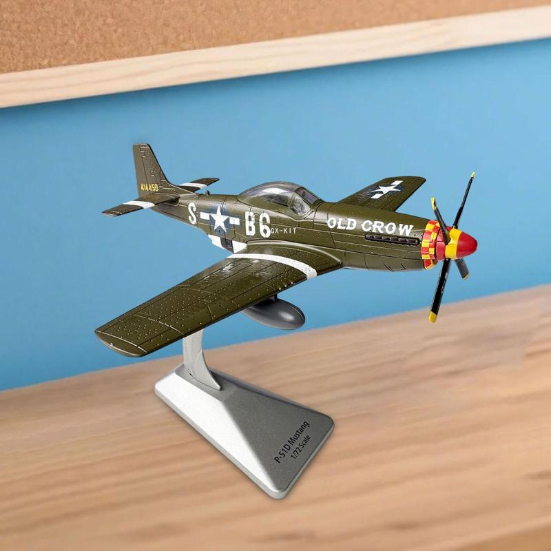 説明: 【航空機モデル】: ディスプレイ用家具コレクション向けの1/72スケールP51D飛行機モデル。すっきりとしたラインと、翼と尾翼の細部まで精巧に再現されています。【素材】: 飛行機モデルは合金とABS製で、長さ13.8cm/5.43イ...