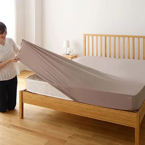 お客様の注目キーワードはこちら！[ベッドシーツ] シングル セミダブル ダブル クイーン キング 幅85〜120cm 130〜160cm 180〜200cm オールシーズン 伸縮ボックスシーツ 丸洗い可面倒なベッドメイキングの時間を短縮して...