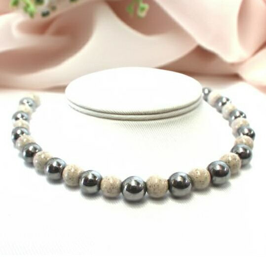 商品説明名称テラヘルツ&北投石ネックレス 原材料金属シリコン：Siが99％以上販売者ビーイング株式会社山梨県甲府市伊勢2-12-14TEL/FAX：055-269-7720 　　【メーカー直販　健康アクセサリー】 ジュエリーの製造日本一の山...