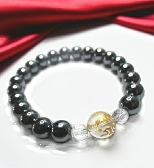 商品説明名称白水晶　北投石　テラヘルツ　梵字ブレスレット 原材料北投石（セラミック加工処理石）販売者ビーイング株式会社山梨県甲府市伊勢2-12-14TEL/FAX：055-269-7720 　　 連装には強度の高いポリウレタンゴム使用 　　...