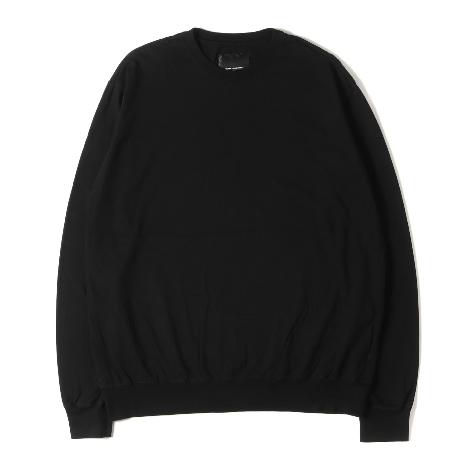 アイテム紹介 ブランド名 MINEDENIM(マインデニム) リリース時期 2025年春夏 正式タイトル Long Sleeve Crewneck Tshirt 品番 ATYD-C05 素材 コットン100% 生産国 日本 参考定価 35,...