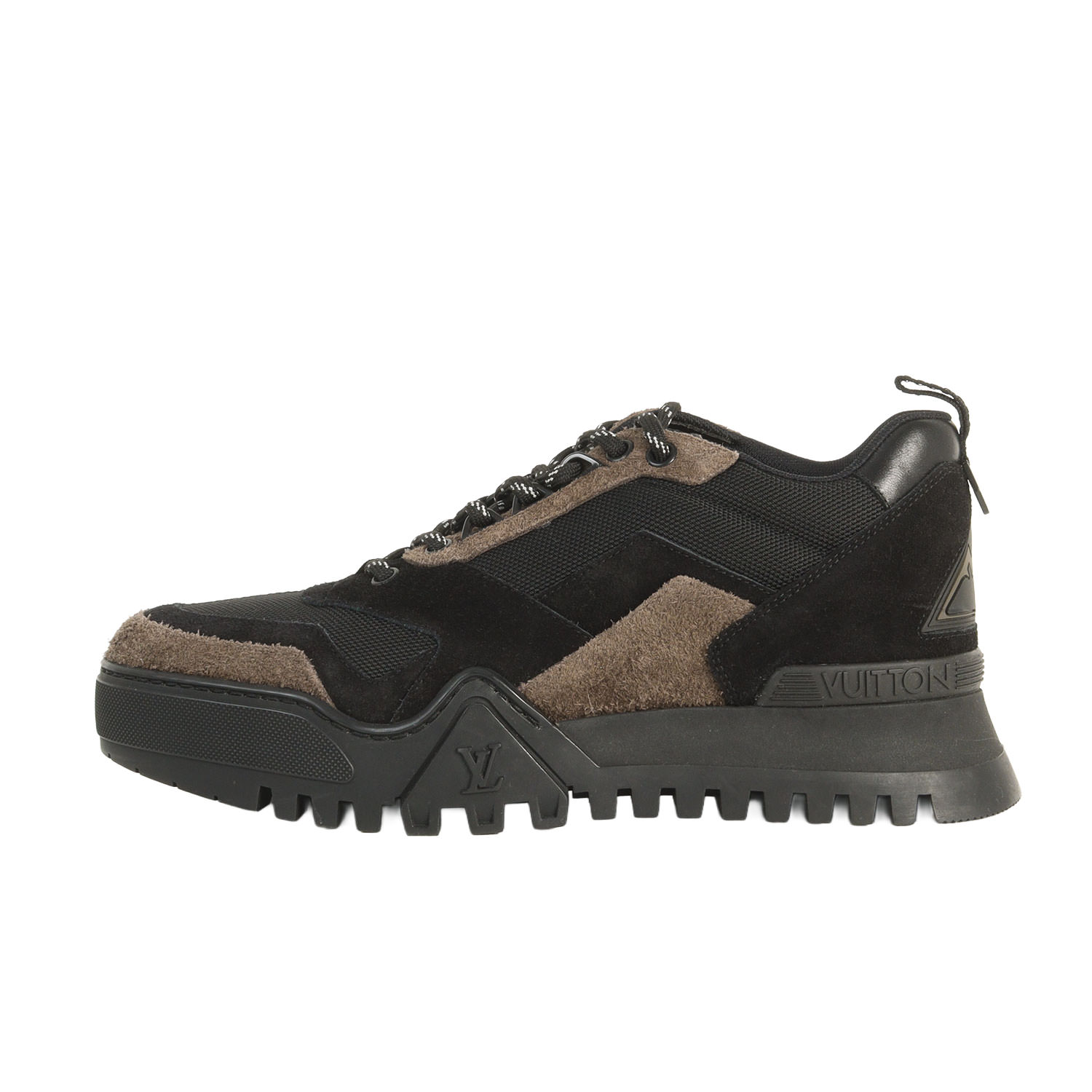アイテム紹介 ブランド名 LOUIS VUITTON(ルイヴィトン) リリース時期 2019年秋冬 正式タイトル LV Hiking Line Sneakers 素材 スエード メッシュ 生産国 イタリア 商品説明 ・上質なスウェードレザー...