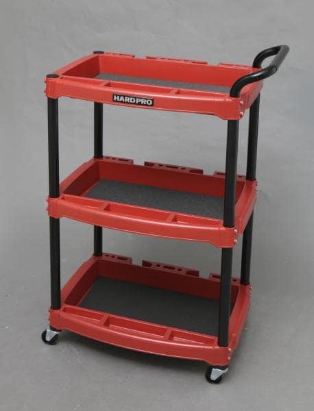 かさばる工具をまとめて収納できる、工具用ワゴンです。運搬性を追求したハンドルを搭載しています。ネジを収納できるポケットや、背面にはコードが収納できるコードリール付です。又、工具を保護するスポンジも付いています。棚1段あたり:15kg静止耐荷...
