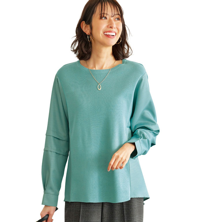 ブランド：Belluna＊ 身丈前後差9cm■ 品質／(ニット部分)アクリル100％　(布帛部分)ポリエステル100％■手押し洗いニットとビンテージ調素材の切替で、細見えを叶えるプルオーバー。ワイドパンツにも合わせやすい絶妙丈です。色：黒ボ...