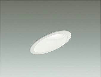 LED 7.8W 昼白色／5000K鋼板 白塗装アクリル 乳白(マット)径φ116 埋込穴φ100 埋込深80mm0.3kg●取付可能天井傾斜55°まで●傾斜配光対応範囲15°〜30°●拡散パネル付●AC100V●調光可能(1％〜100％)...