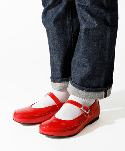 サイズガイドDETAIL ※撮影は室内で行われており、ライティングにより実物と色味が少し異なる場合がございます。 [ ビルケンシュトック ] リズモア パテントレッド ナチュラルレザー シューズ レディース LISMORE 10169663...