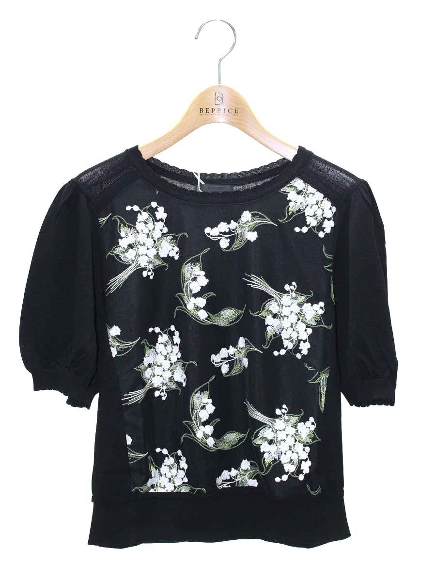 管理番号 ITGBRUXFWXUW ブランド トゥービーシック カテゴリー ニット/セーター 性別タイプ レディース カラー ブラック系 表記サイズ 42 実寸サイズ 総丈: 約52cm 肩幅: 約34cm 身幅: 約49cm 袖丈: 約3...