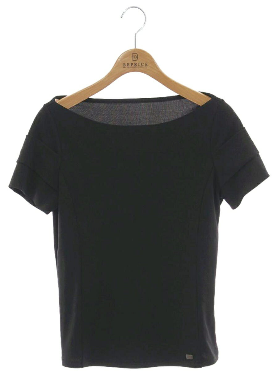 管理番号 IT2WMEMDATBE ブランド フォクシーニューヨーク カテゴリー Tシャツ/カットソー 性別タイプ レディース カラー ブラック系 表記サイズ 40 実寸サイズ 総丈: 約55.5cm 肩幅: 約33cm 身幅: 約43.5...