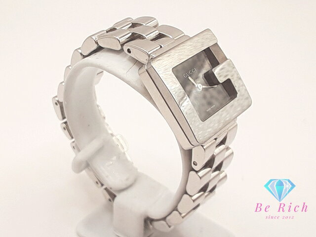 グッチのレディース腕時計のご紹介です ブランド名 　グッチ 　GUCCI 商品名 　G ロゴ スクエア レディース腕時計 素材　ケース 　SS 　バンド 　SS カラー　文字盤 　ブラック 　バンド 　シルバー 型番 　3600L シリアル...