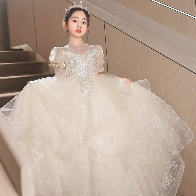 素材 ポリエステルなど カラー シャンパン色 サイズ 100　バスト56　ウエスト54 110　バスト60　ウエスト57 120　バスト64　ウエスト60 130　バスト68　ウエスト62 140　バスト72　ウエスト66 150　バスト7...