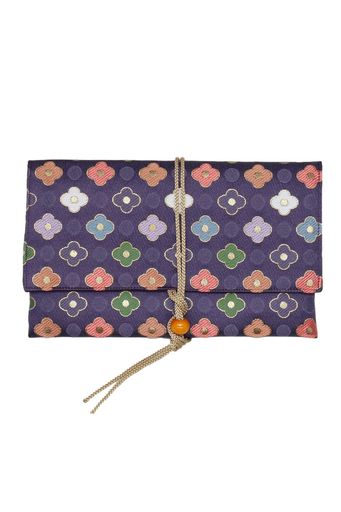 1.【京都・西陣織の伝統美】繊細な金糸を織り込んだ西陣織の「金襴(きんらん)」生地を使用。角度によって上品に輝き、大切な御朱印帳を華やかに保護します。 2.【全サイズ対応の汎用性】神社サイズ(11x16cm)はもちろん、大型のお寺サイズ(1...