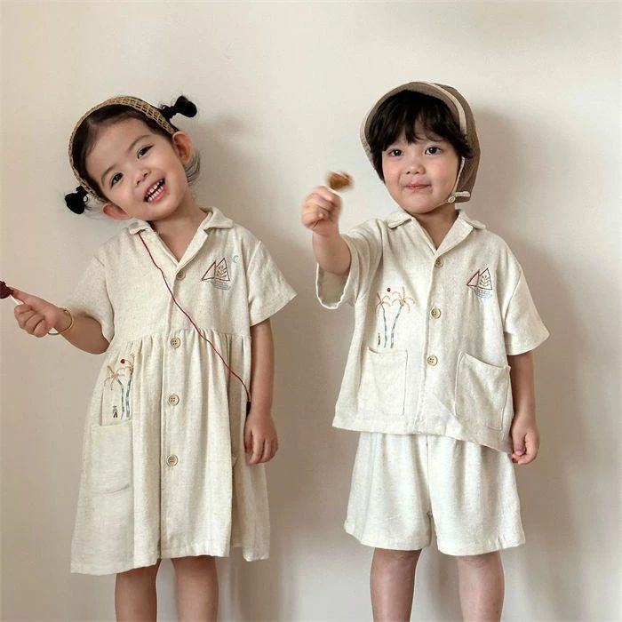 子供服 兄妹 お揃い 兄妹おそろい リネン セットアップ ワンピース リンクコーデ 姉弟 コーデ 夏服 夏 キッズ 女の子 男の子 上下セット 半袖シャツ ショートパンツ リゾート ベビー かわいい おしゃれ 旅行 ハワイ 出産祝い 誕生日...