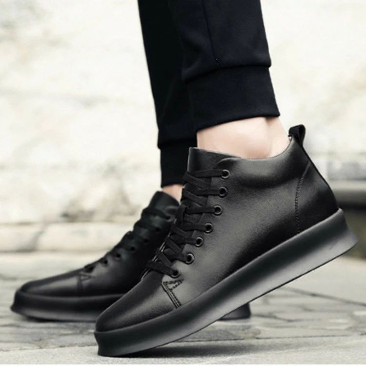 商品情報商品名メンズ シューズ 靴 くつ スニーカー ウォーキングシューズ 本革 カジュアル 軽量 歩きやすい 幅広 疲れにくい 防滑 滑りにくい オールシーズン 春 夏 秋 冬 かっこいい 大人 オフィスカジュアル 20代 30代 40代...