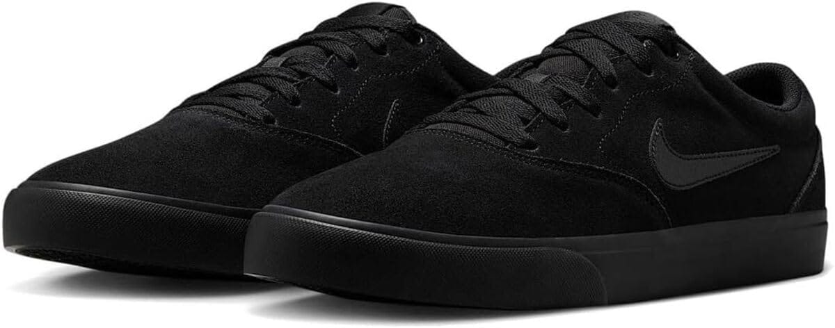 ナイキ チャージ スエード （メンズシューズ）NIKE CHARGE SUEDE【品番】IB2750-002【カラー】 ブラック/ブラック/ブラック【サイズ】27.0cm ナイキ チャージはスケートボードの定番アイテム。 柔らかいスエードと...