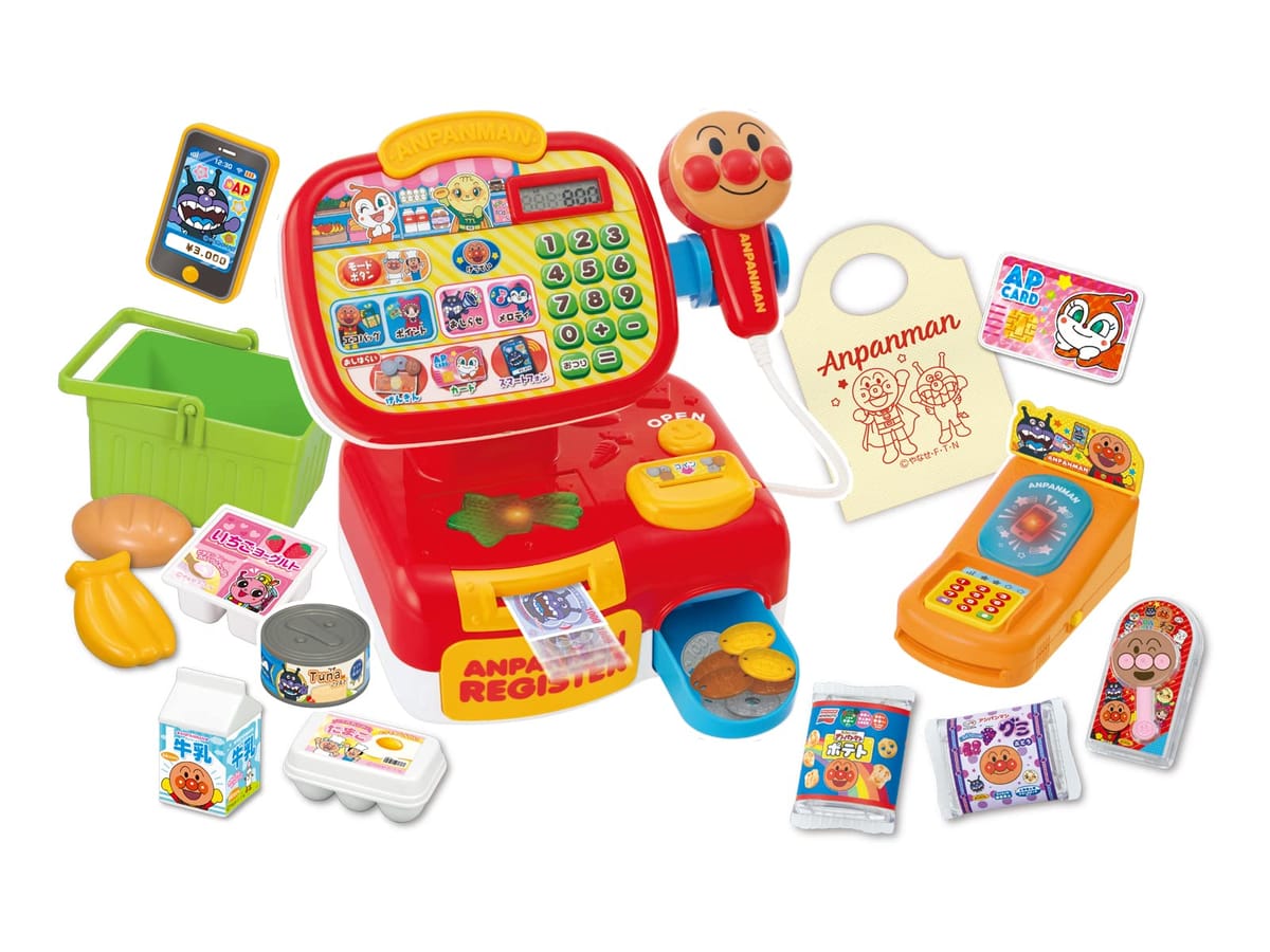 いっぱいあそんで楽しくまなべるアンパンマンのセルフレジのDX版です。おさつがスイスイ入り、コインがジャラッと出てきます。今どきキャッシュレスたんまつでの支払いは当シリーズ初。5つのモードで数字のおべんきょうもでき、1.5～4歳までの幅広いお...