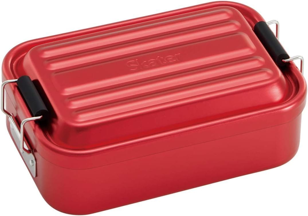 サイズ:幅10.8×奥行17.2×高さ5.6cm素材・材質:本体＝アルミニウム合金 止め具＝ステンレス 仕切＝ポリプロピレン ローラー・パッキン＝シリコーンゴム生産国：中国容量:600ml弁当箱1/2に入るご飯の量:お茶碗約1.5杯