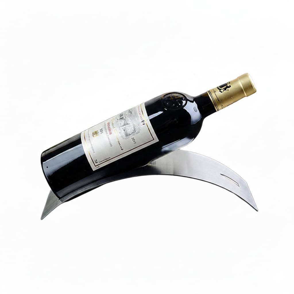 【独創的な浮遊デザイン】 ステンレスの弾性を利用し、ボトルを差し込むだけで絶妙なバランスを保ち、まるで宙に浮いているかのような視覚効果を生み出します。その独創的で美しいフォルムは、実用的なワインラックとしてだけでなく、洗練されたオブジェとし...