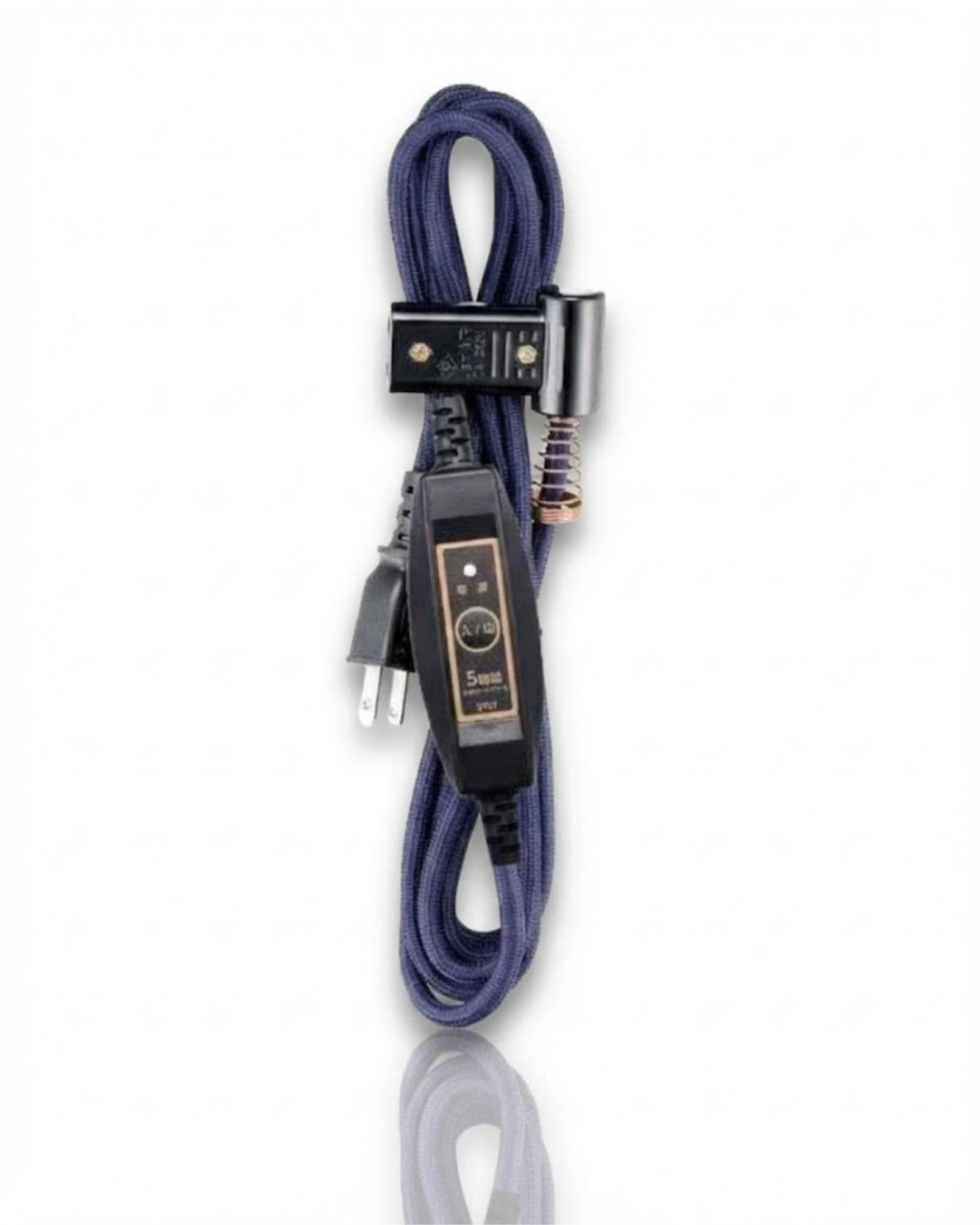 【切り忘れ防止で安心のこたつ時間】 5時間自動切タイマーを内蔵した、2ピン専用こたつ用電源コード。連続使用時も自動オフ機能が働き、安全面に配慮した設計です。【交換用に最適な純正仕様コード】 型番BC-2PLT(A)の交換・補修用電源コード。...