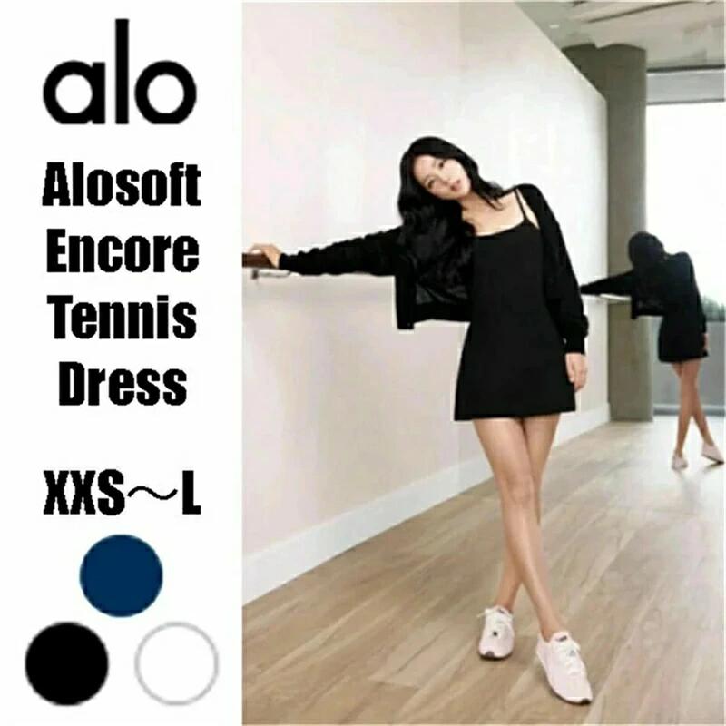Alo YogaのAlosoft Encore Tennis Dressは、ジスさんが着用していることで話題のアイテムです。トレーニングやテニスのシーンでおしゃれに決まります。内蔵ワンジーとオールインワンのデザインで、ミニ丈のスカートとパン...