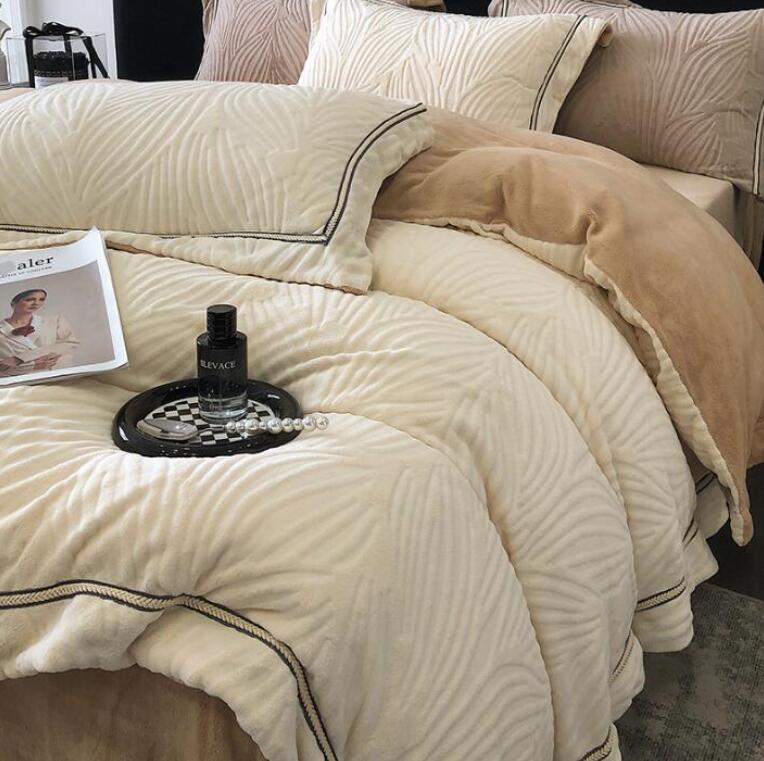 ご来店いただいて誠にありがとうございます。 ★付属品：なし ★カラー：写真より　 ★素材：ポリエステル、その他 ★サイズ（cm）： フラットシーツタイプ 1.5mサイズ用（4点セット） 1点布団カバー：200*230cm 1点フラットシーツ...