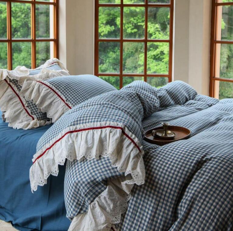 ご来店いただいて誠にありがとうございます。 ★付属品：なし ★カラー：写真より　 ★素材：ポリエステル、その他 ★サイズ（cm）： 1.5mサイズ用（4点セット） 1点布団カバー：200*230cm 1点フラットシーツ：245*250cm ...