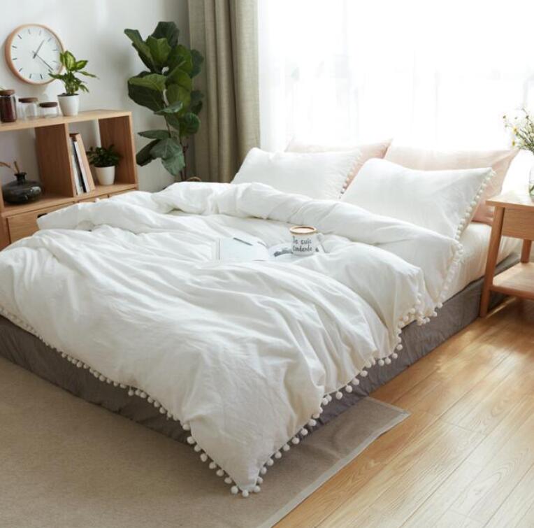 ご来店いただいて誠にありがとうございます。 ★付属品：なし ★カラー：写真より　 ★素材：ポリエステル、その他 ★サイズ（cm）： フラットシーツタイプ 1.2mサイズ用（3点セット） 1点布団カバー：150*200cm 1点フラットシーツ...