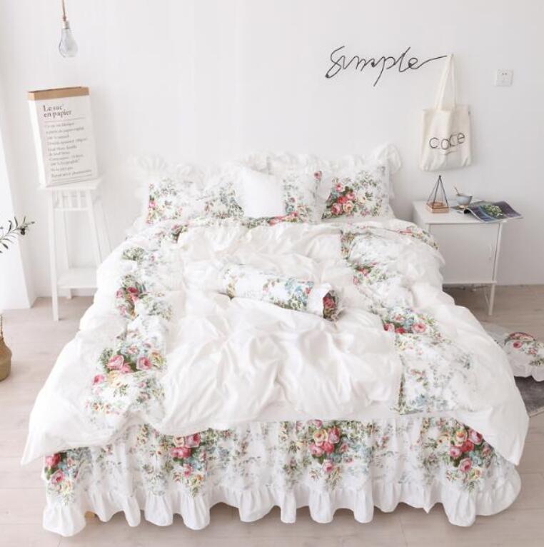 ご来店いただいて誠にありがとうございます。 ★付属品：なし ★カラー：写真より　 ★素材：ポリエステル、その他 ★サイズ（cm）： 1.5mサイズ用（4点セット） 1点布団カバー：200*230cm 1点ベッドスカート：150*200+45...