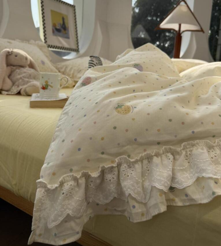 ご来店いただいて誠にありがとうございます。 ★付属品：なし ★カラー：写真より　 ★素材：ポリエステル、その他 ★サイズ（cm）： フラットシーツタイプ 1.5mサイズ用（4点セット） 1点布団カバー：200*230cm 1点フラットシーツ...