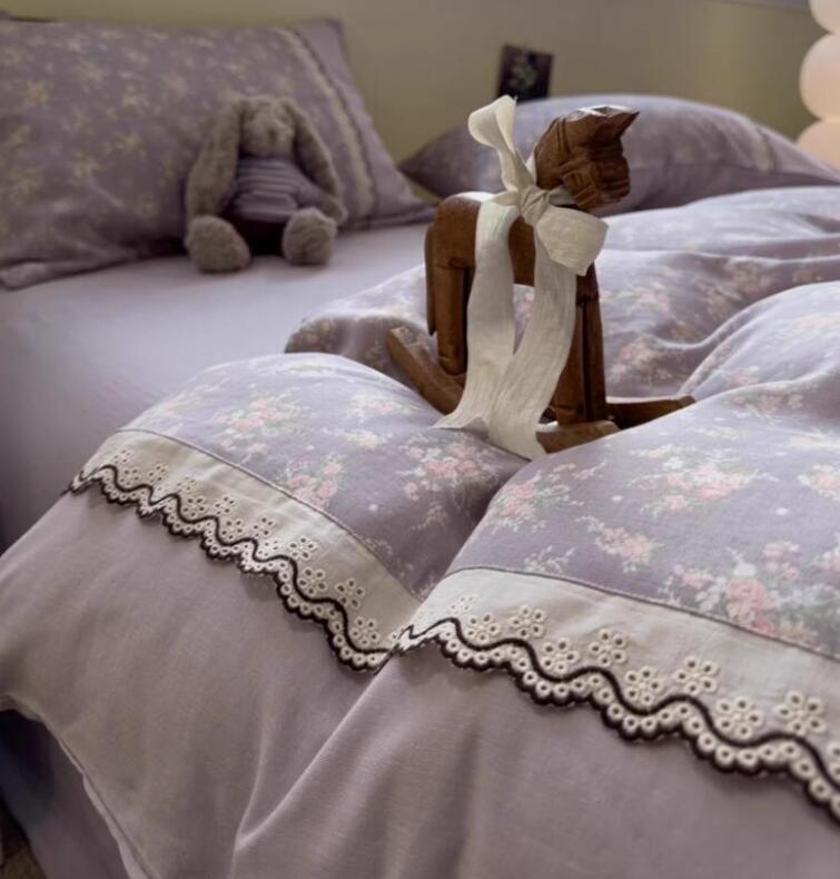 ご来店いただいて誠にありがとうございます。 ★付属品：なし ★カラー：写真より　 ★素材：ポリエステル、その他 ★サイズ（cm）： フラットシーツタイプ 1.5mサイズ用（4点セット） 1点布団カバー：200*230cm 1点フラットシーツ...