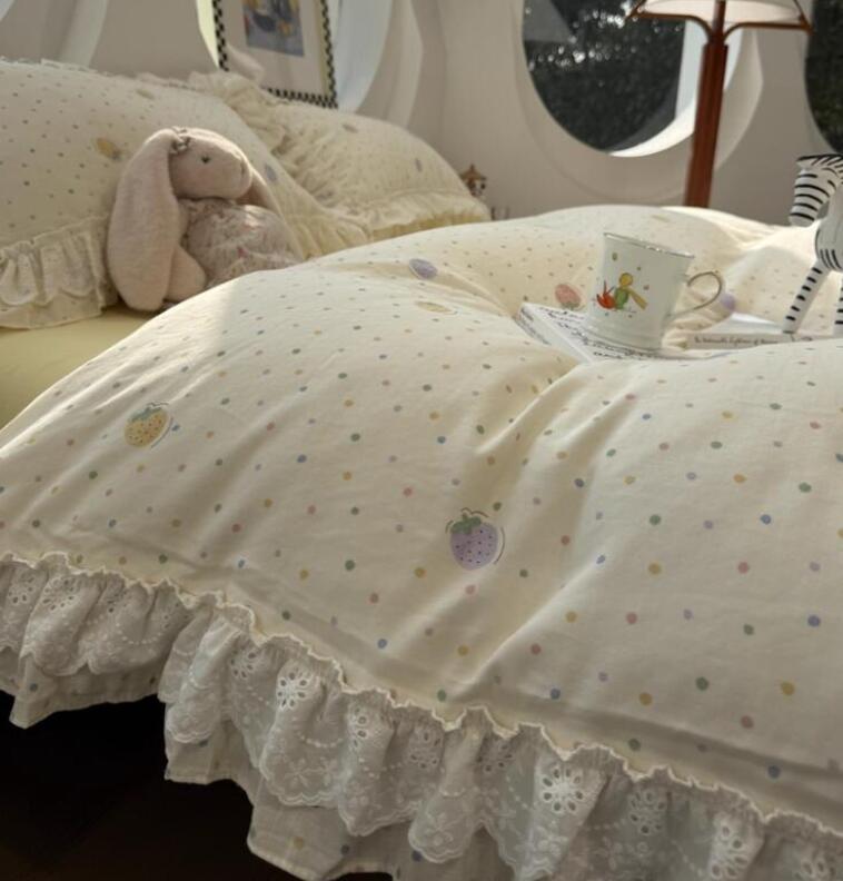 ご来店いただいて誠にありがとうございます。 ★付属品：なし ★カラー：写真より　 ★素材：ポリエステル、その他 ★サイズ（cm）： フラットシーツタイプ 1.5mサイズ用（4点セット） 1点布団カバー：200*230cm 1点フラットシーツ...