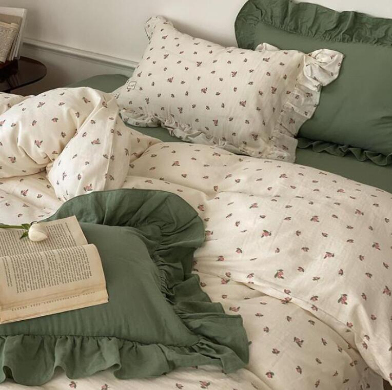 ご来店いただいて誠にありがとうございます。 ★付属品：なし ★カラー：写真より　 ★素材：ポリエステル、その他 ★サイズ（cm）： シングル（3点セット） 1点布団カバー：160*210cm 1点フラットシーツ：180*230cm 1点枕カ...