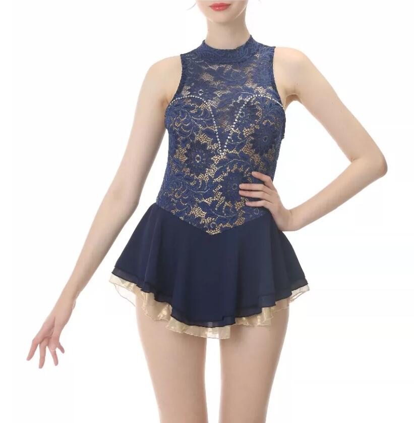 ◆素材：ポリエステルなど ◆カラー：写真色 ◆サイズ（cm）：XXXS-3XL 仕入時期により多少デザインなど異なる場合があります。ご了承ください。 ※飾りは貼り付けタイプのため、衝撃や洗濯などによりはがれることがございます。 平置きサイズ...