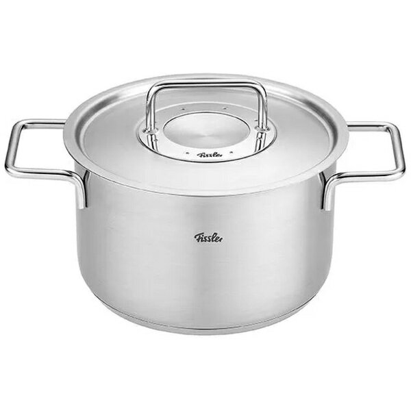 フィスラーらしいタイムレスなデザインで、料理する喜びを届けます。シチューポットは鍋全体で食材を包み込むように火が入り、煮込み料理に最適です。料理好きのあなたの毎日に大活躍。無水調理を可能にする重厚感のあるフタ。液だれしない気配り設計。調理に...