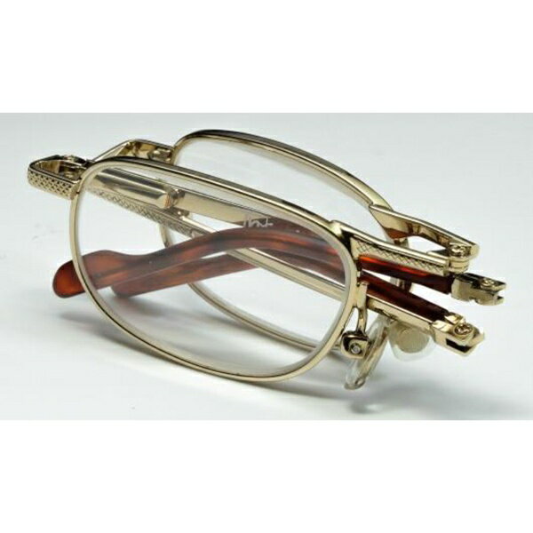 ツルとフレームの中心部を折りたたむとレンズ片方分位のサイズになるシニアグラス。そのままケースに小さく収納できるため持ち運びも容易です。重量は約25gと軽量で、またフレームとツルの間の蝶番にはバネが仕込まれており、顔のサイズに合わせて開きホー...