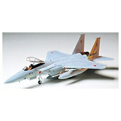 1982年の配備開始以来、航空自衛隊の主力戦闘機として日本の空の守りについているF-15Jイーグルのプラスチックモデル組み立てキットです。クリップド・デルタと呼ばれる独特の三角翼が胴体と融合するイーグルのスタイルを高い実感でモデル化。機首レ...