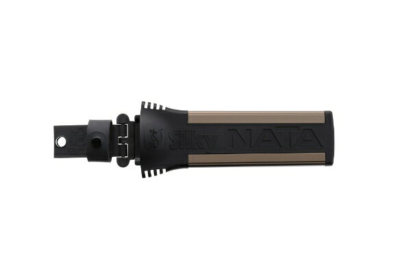 シルキーナタ両刃150mm用の鞘です。カインズや楽天市場でも取り扱われています。コンパクトで持ち運びにも便利です。