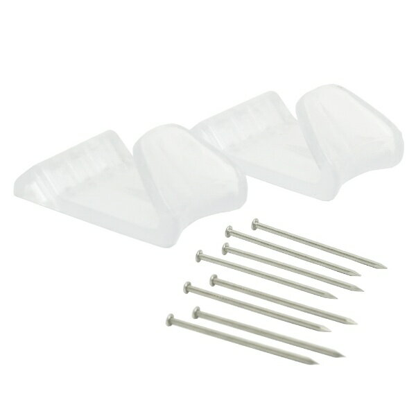 石膏ボードの壁面に対応した額縁用吊り具です。素材に透明なポリカーボネートを使用しており、十分な強度を備えながら部屋の雰囲気を損なうことなく設置できます。