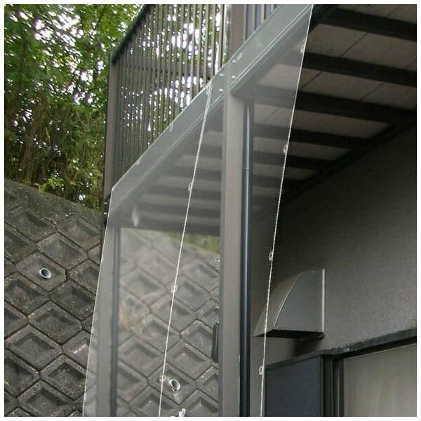 ■室内だけでなく、屋外での雨除けや風除けにも使える透明な間仕切りシートです。■大きさは畳約3畳、厚みは約0.02cmです。■周囲のハトメ穴は約30cm間隔で30個あります。■洗濯物の雨除け、軒先やベランダの雨除けや風除け、目隠しにもぴったり...