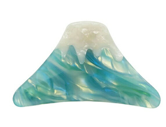 日本の魅力を存分に感じられるヘアアクセサリーです