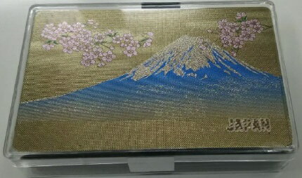 桜富士をモチーフにしたトランプです。 インバウンド向けに最適です。
