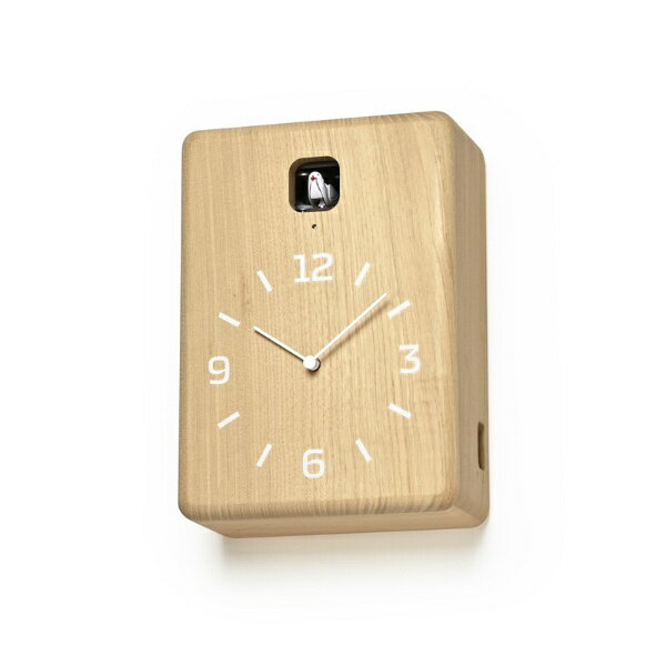 小川のせせらぎの音とともに、愛らしいカッコーの鳴き声で時を告げる時計です。シンプルな巣箱をイメージしたデザインは、壁掛けはもちろん、置時計としてもお使いいただけます。素材には無垢のクリ材を使用し、木目の美しさを活かしたナチュラルタイプと、深...